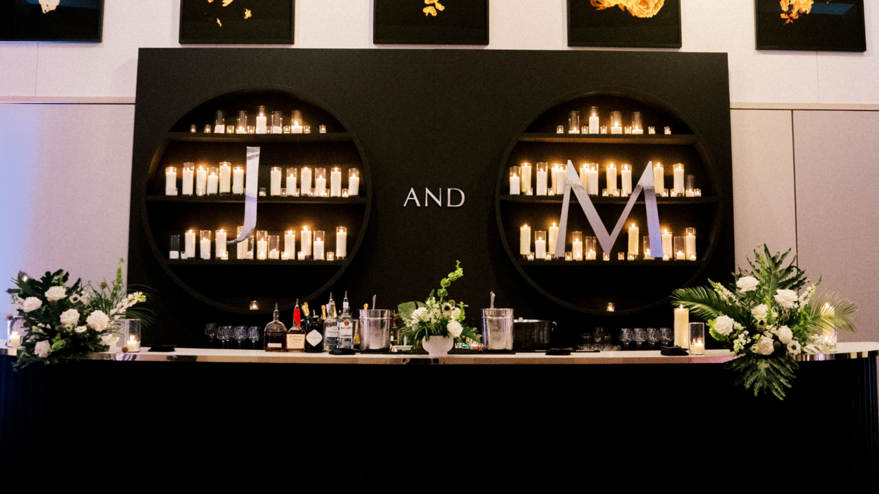 Elegant Event Rentals: Chairs, Tables, Lighting & Decor